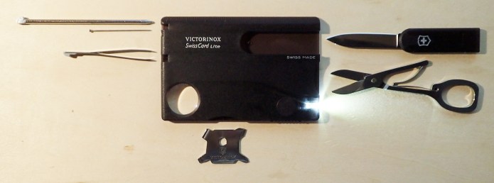 Knife chat: SwissCards – Three Points of the Compass