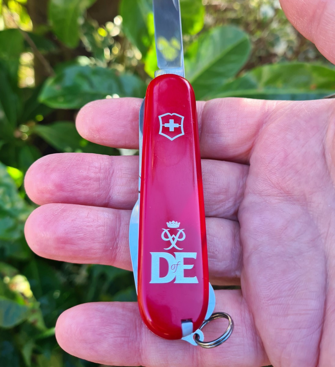Knife chat: The Victorinox DofE ‘Pocket Tool’ – Three Points of the Compass
