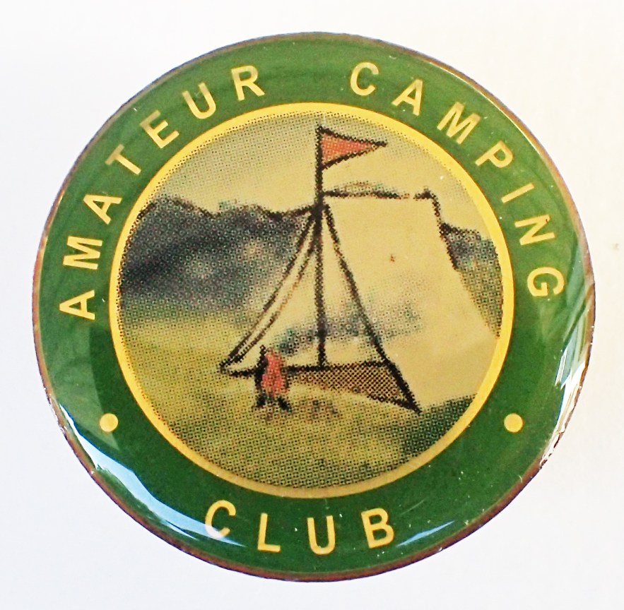 The Camping Club- badges – Three Points of the Compass