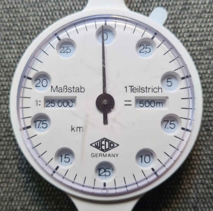 Map measure of the month: the WEDO adjustable kilometre measure