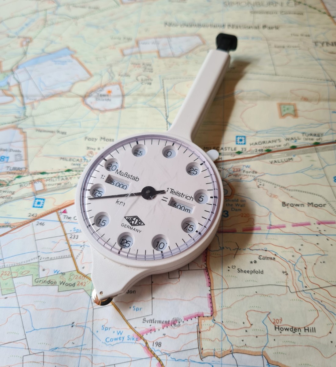 Map measure of the month: the WEDO adjustable kilometre measure