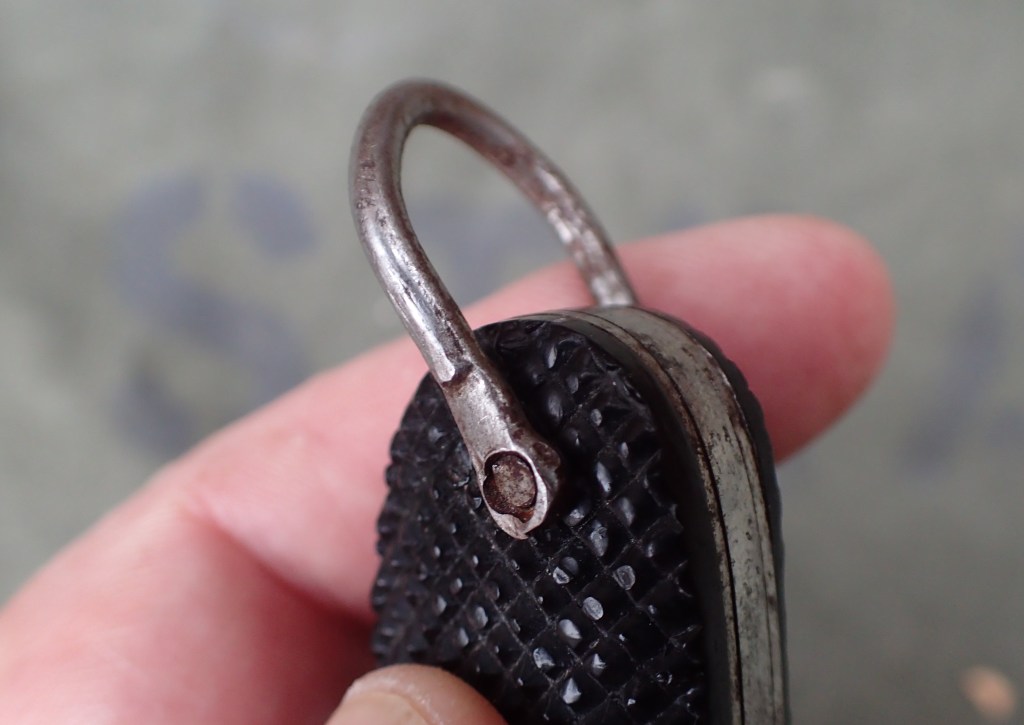 Knife chat: a blast from my dad's past- his British Army knife