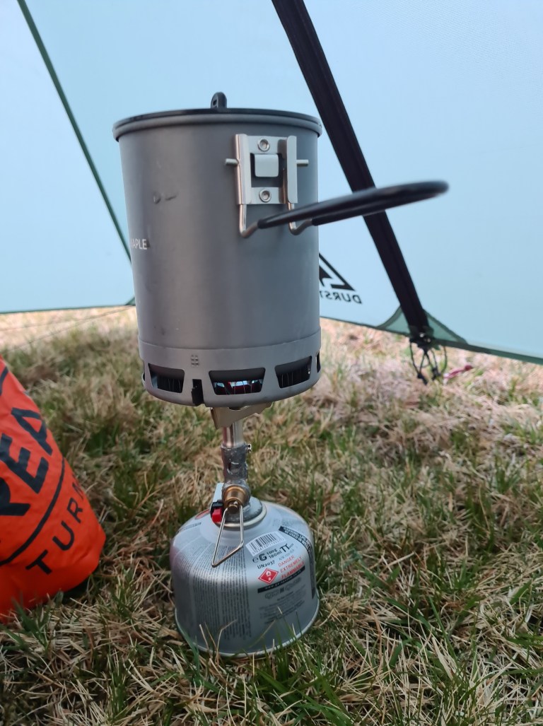Gear talk: Fire Maple's Petrel heat exchanger pot and stove compatibility